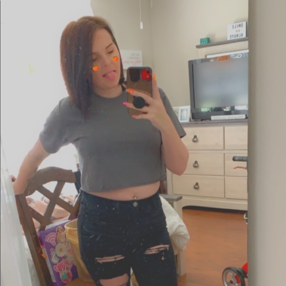 Amanda's Closet (@amandaxoxx) | Poshmark